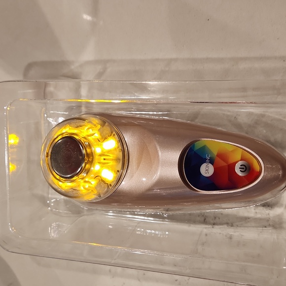 skininc | Skincare | Skininc Optimizer Voyage Trilight Device Limited ...